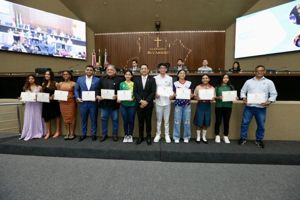 Deputado Daniel Almeida homenageia esportistas do Amazonas na Aleam ...