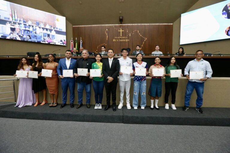 Deputado Daniel Almeida homenageia esportistas do Amazonas na Aleam ...